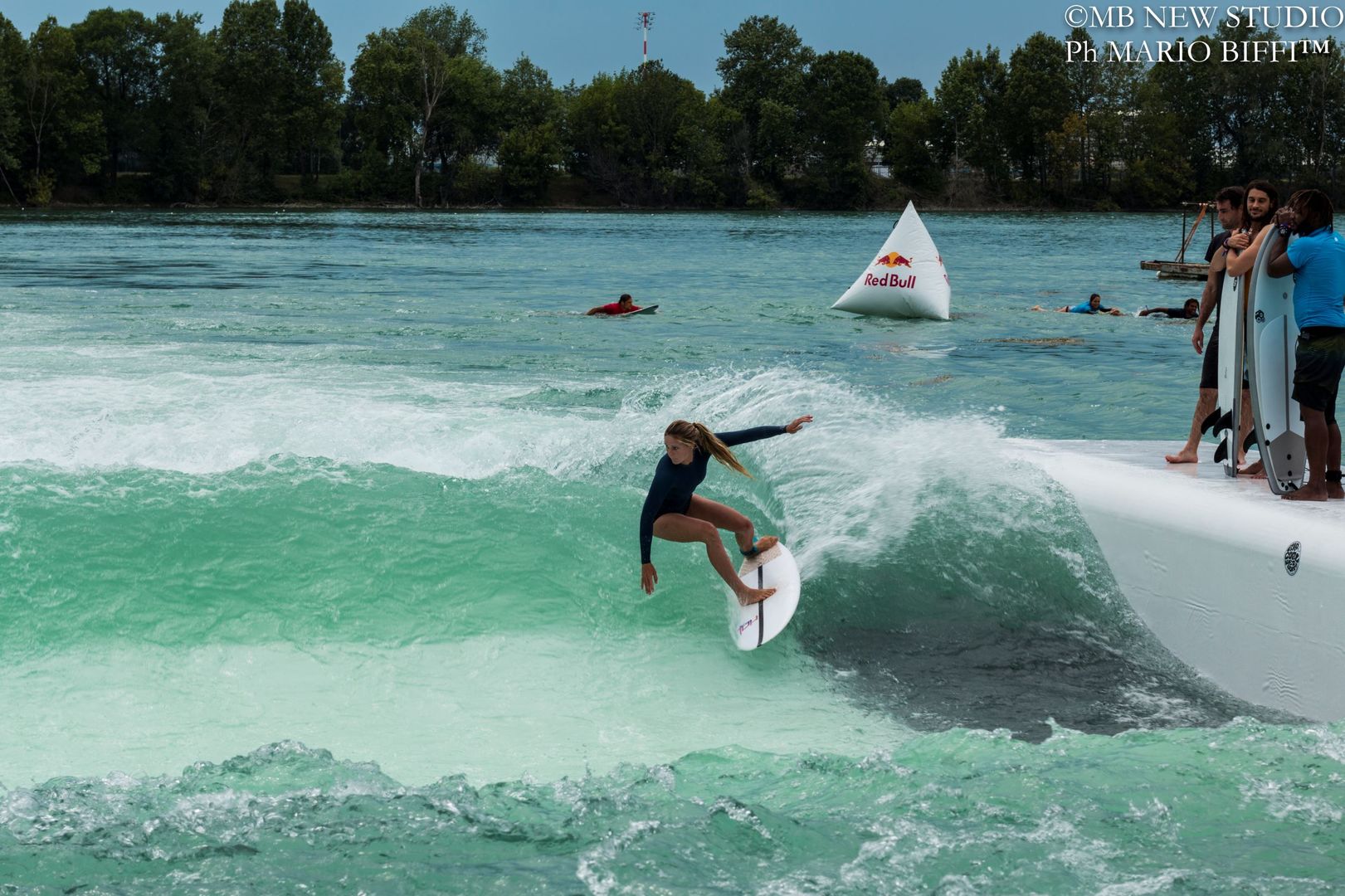 Il surf da onda a Milano - 4ActionSport