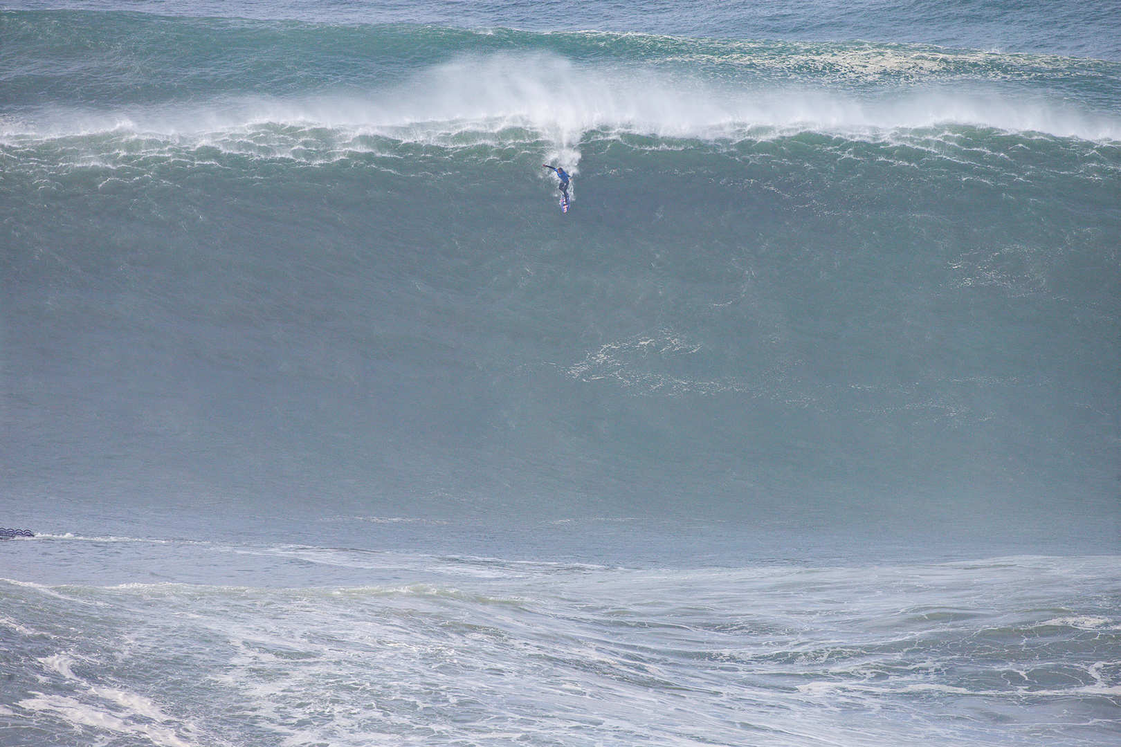 Kai Lenny e Justine Dupont primeggiano a Nazaré - 4ActionSport