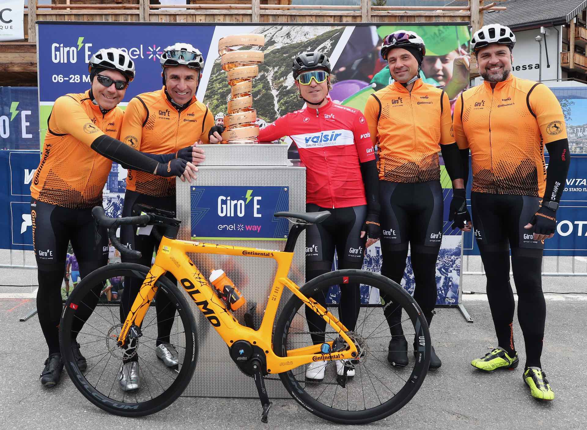 Con Damiano Cunego e Continental al Giro-E - 4ActionSport